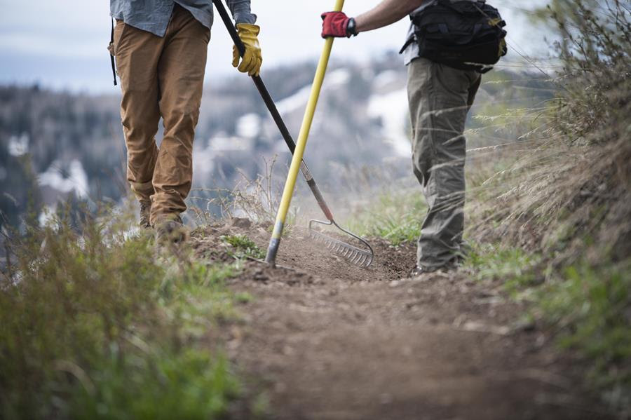 Everyday Volunteers - Mountain Trails Foundation